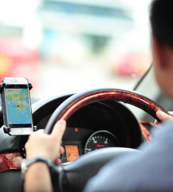 四打車公司聯合鬥Uber - EJ Tech