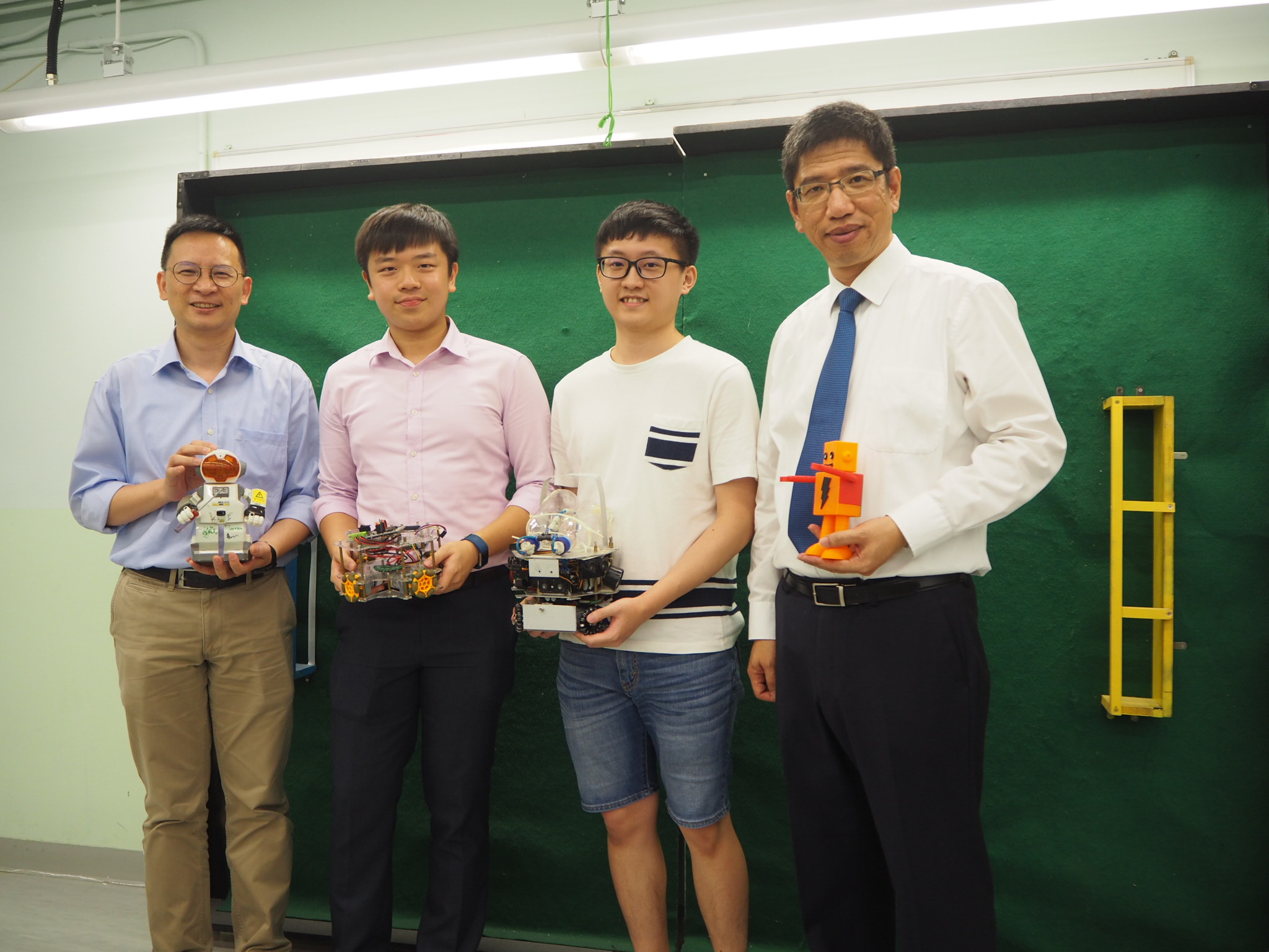 強化STEM教育 興趣最關鍵 中學生玩機械人闖名堂 - EJ Tech