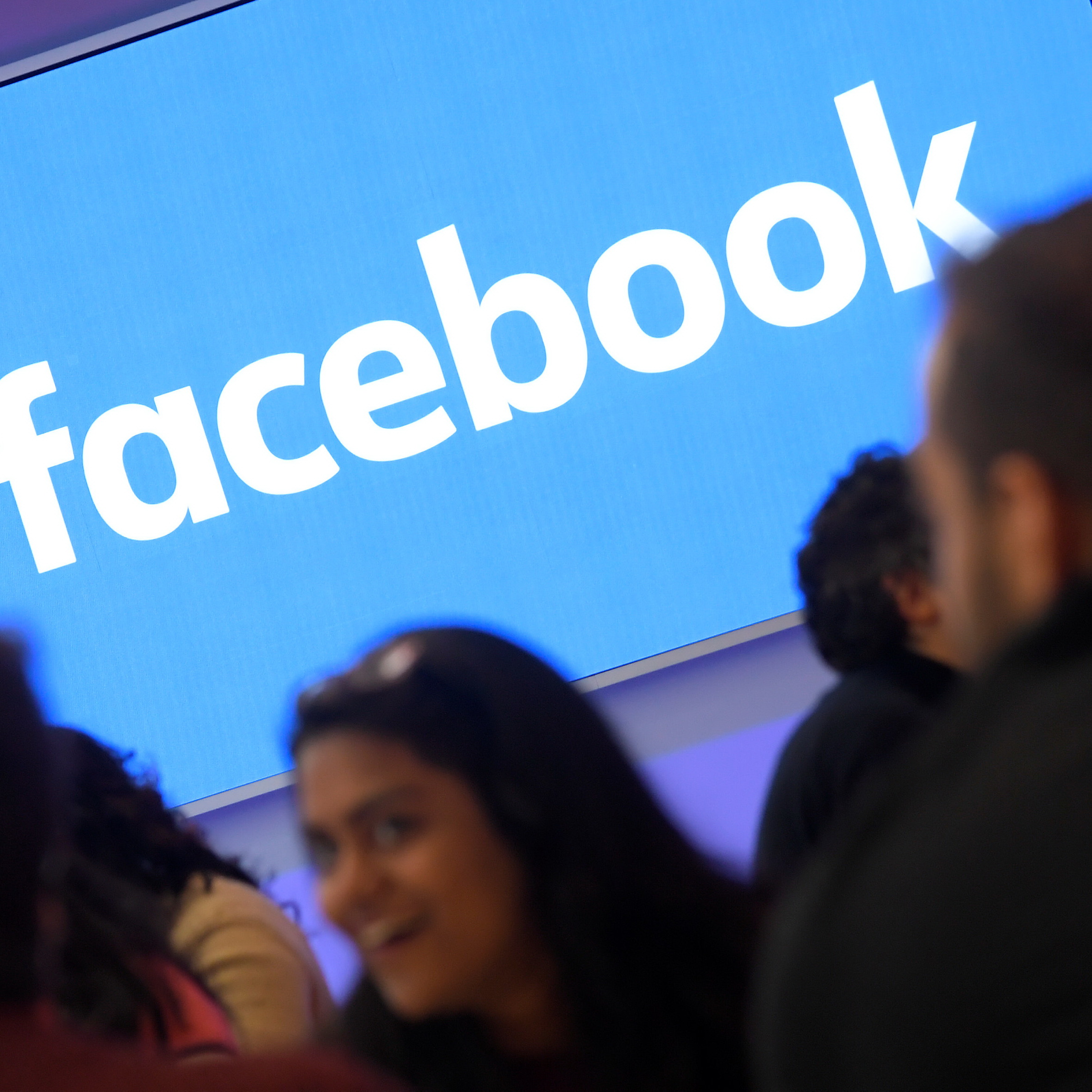 fb夥華納職棒 加強娛樂內容 - EJ Tech