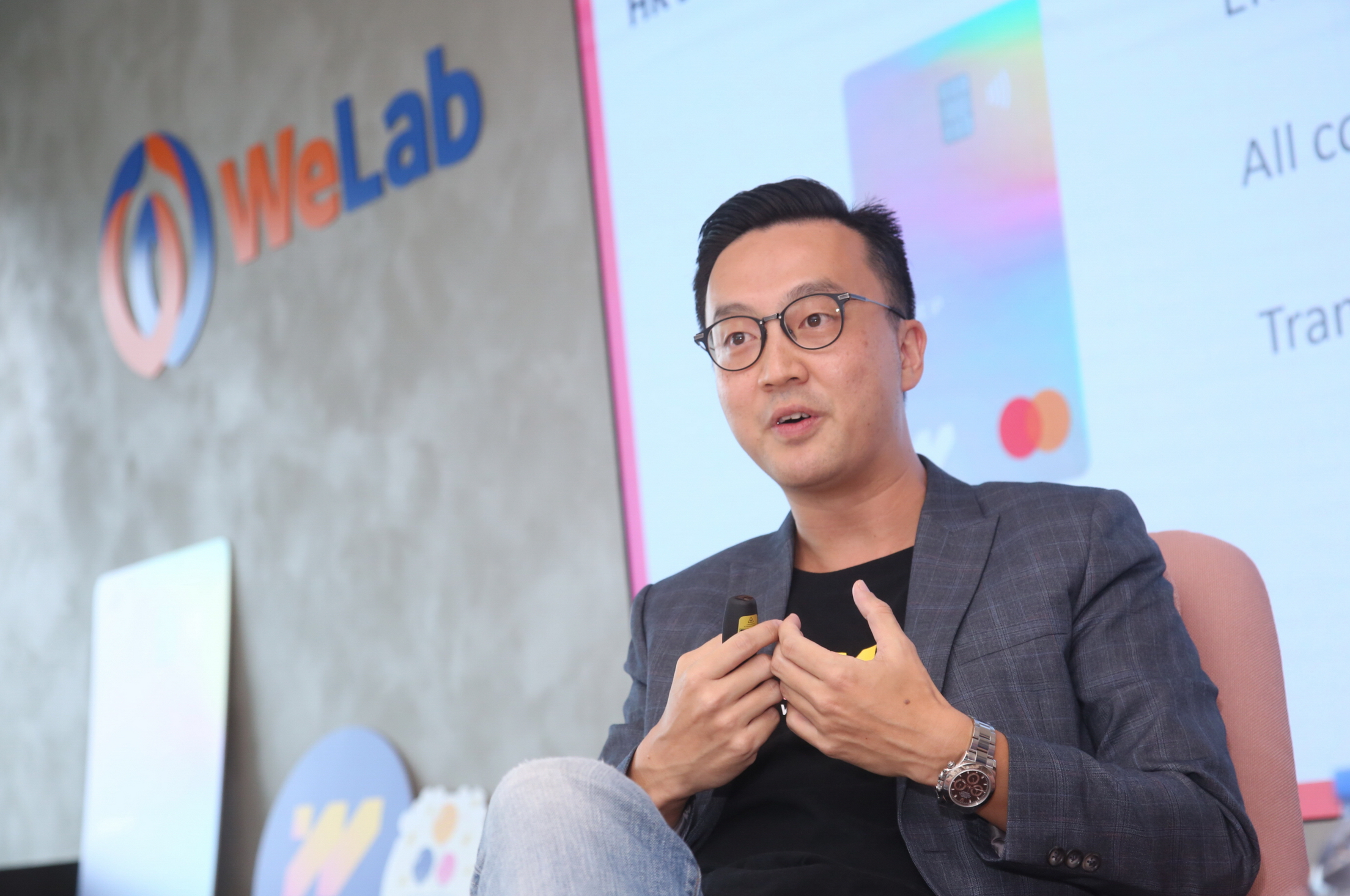 WeLab冀試行機械人智能財管 - EJ Tech