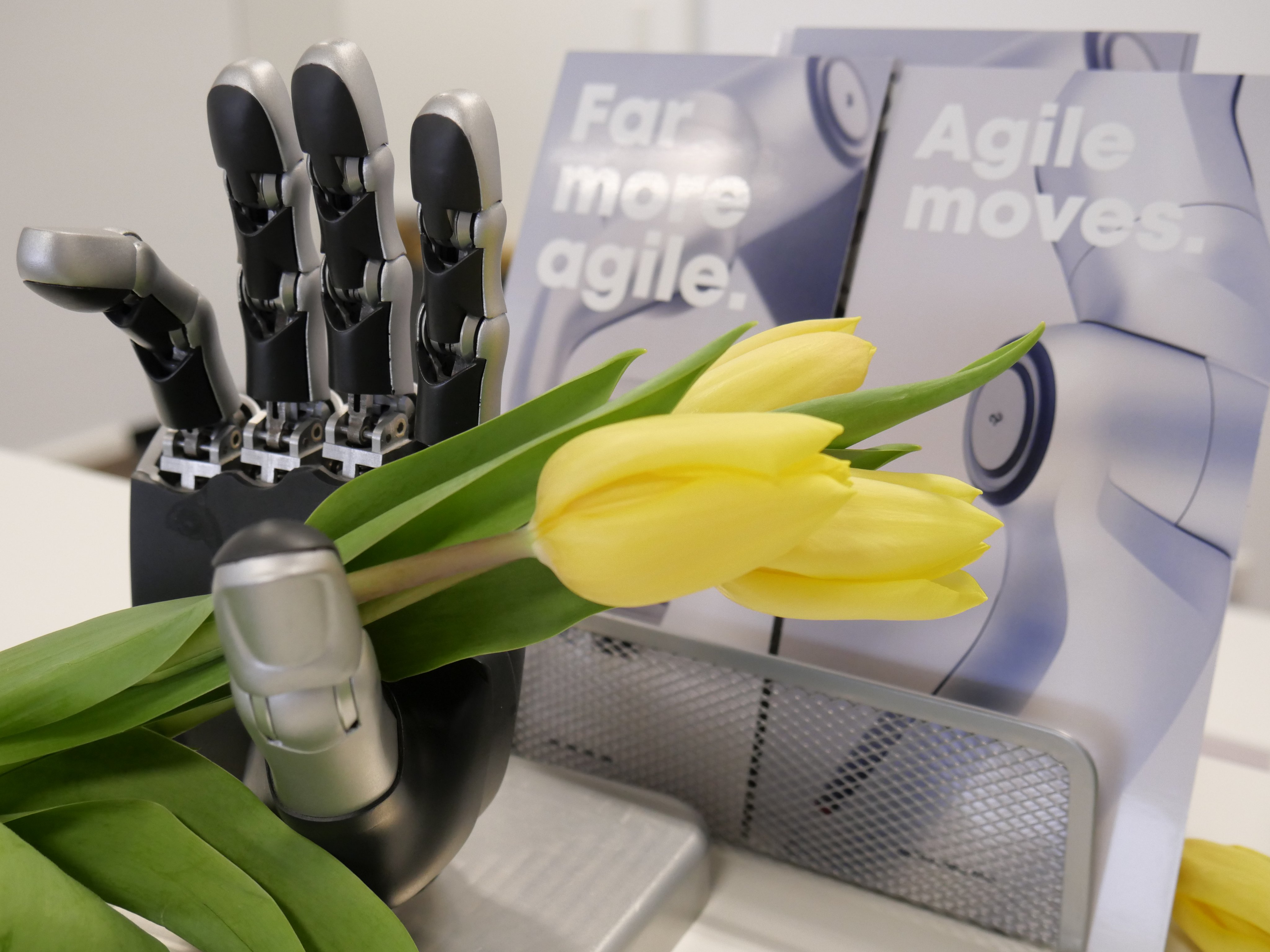 德機械人初創吸17億 軟銀領投 - EJ Tech