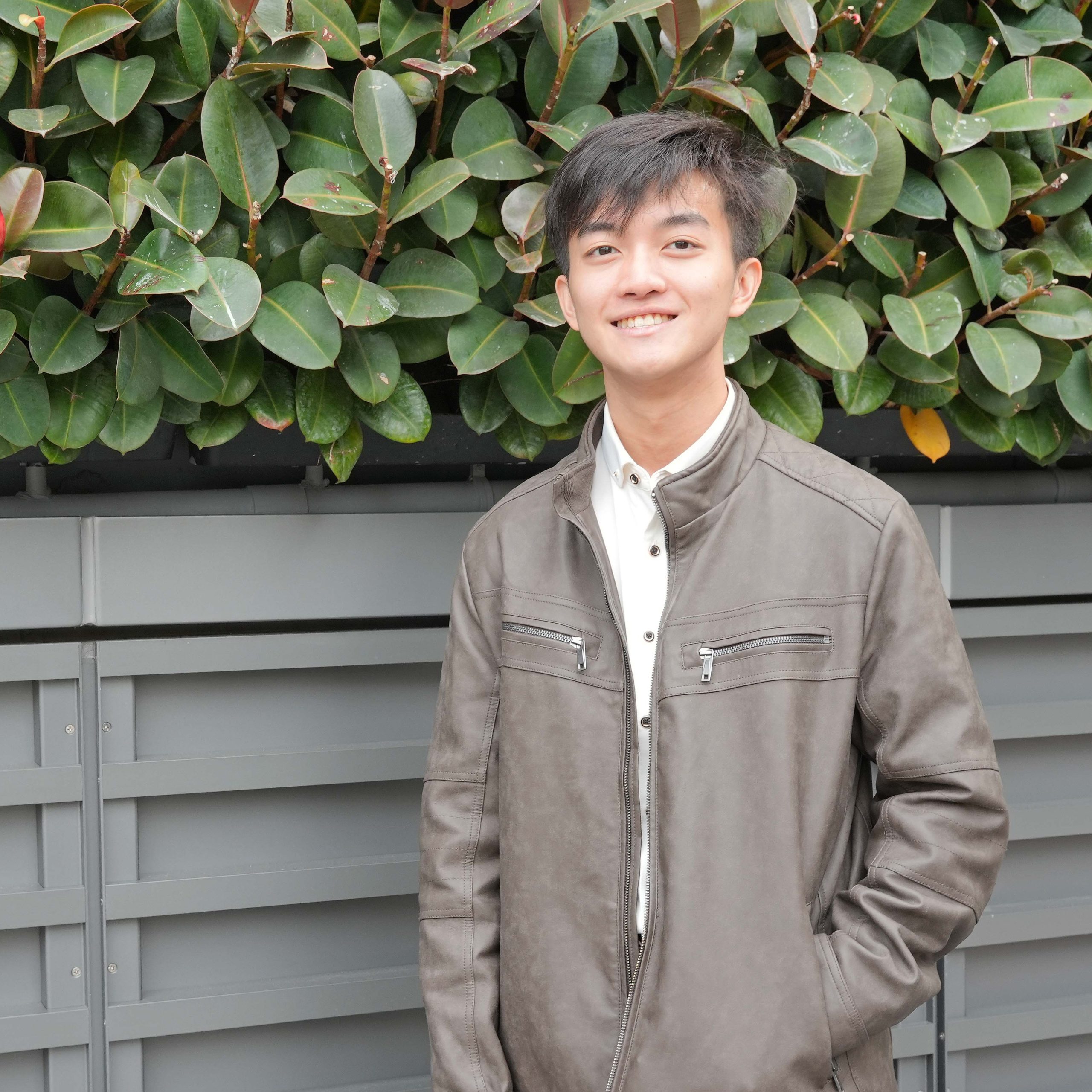 DeepSeek｜梁文鋒工程師出身 利團隊溝通管理 - EJ Tech