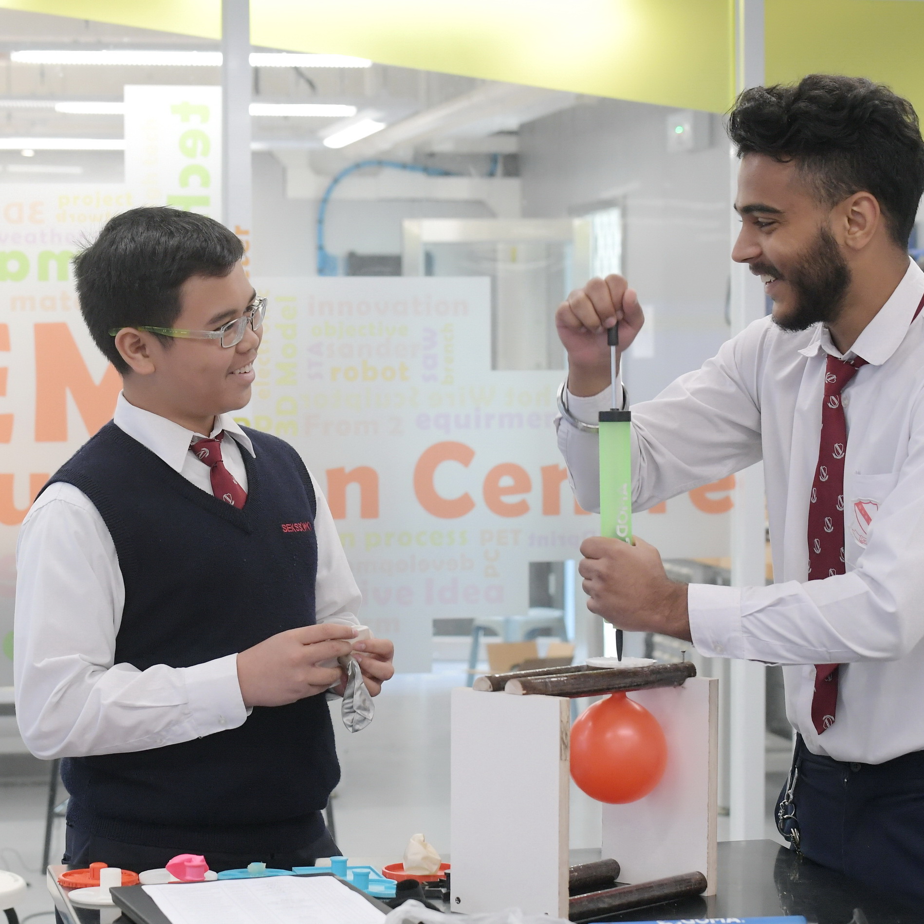 氛圍編程｜蘋果傳夥Anthropic設編程平台 - EJ Tech